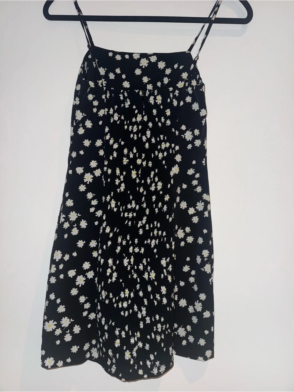 Princess Polly | Dresses | Princess Polly Black Daisy Print Mini Dress ...